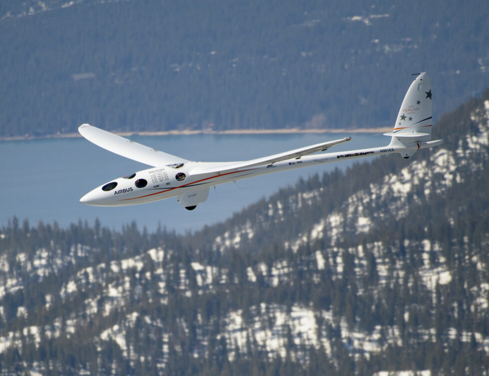 Airbus Perlan Mission II back in air to set world altitude record ...